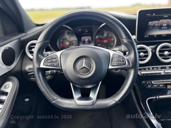 Blue Mercedes-Benz C-Class 2017 in Tartu, with an engine capacity of 2.10 L and mileage of 371 thousand km for 13900 €, photo 11 on AUTOMOTO.COM.LV