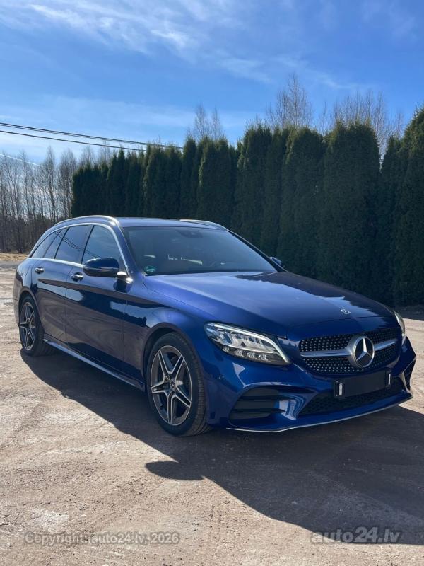 Zils Mercedes-Benz C-Class 2019 Tartu, ar dzinēja tilpumu 2.00 L un nobraukumu 250 tūkst. km par 18700 €, foto 2 vietnē AUTOMOTO.COM.LV