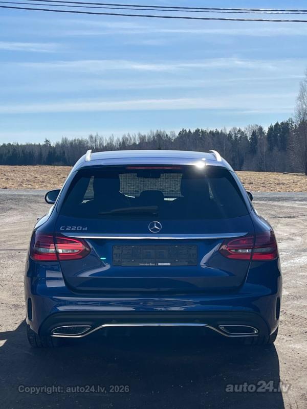 Zils Mercedes-Benz C-Class 2019 Tartu, ar dzinēja tilpumu 2.00 L un nobraukumu 250 tūkst. km par 18700 €, foto 5 vietnē AUTOMOTO.COM.LV