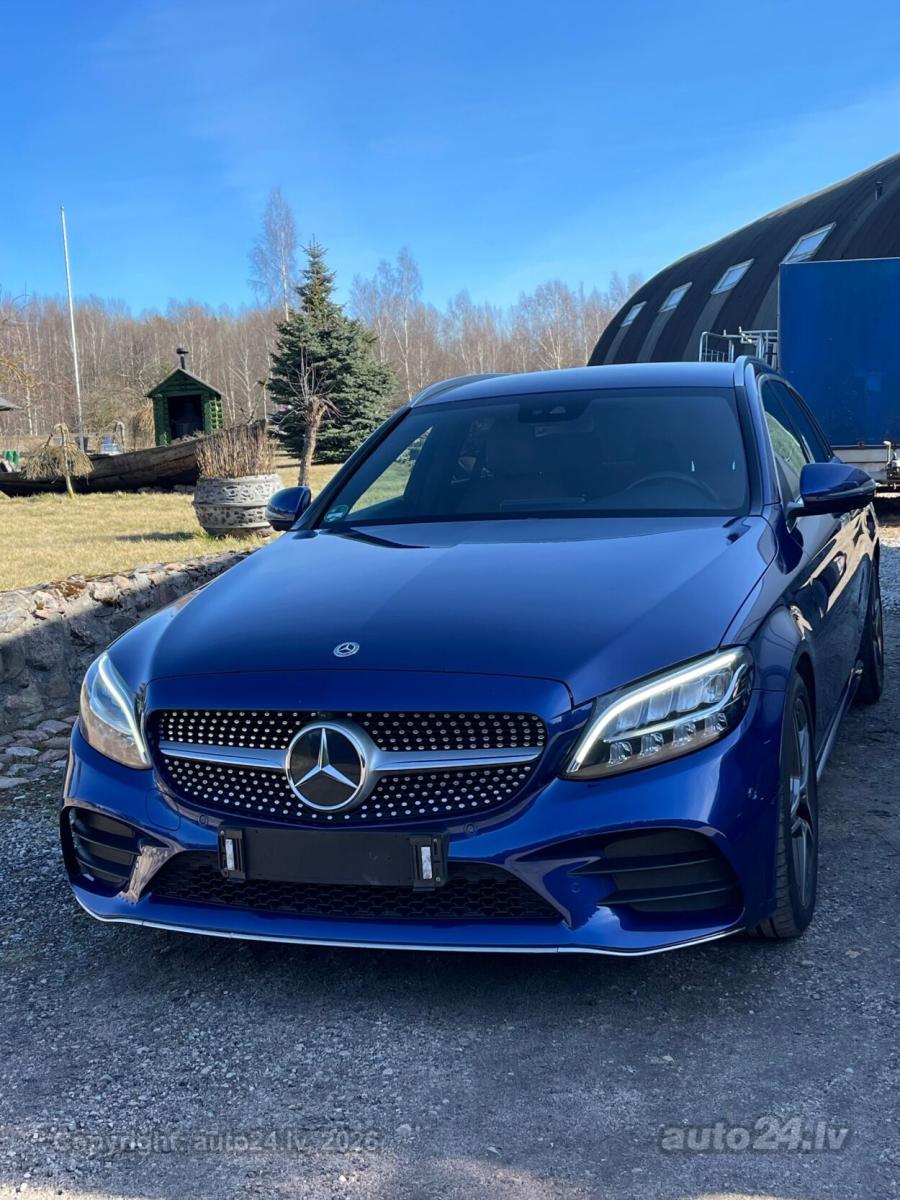 Blue Mercedes-Benz C-Class 2019 in Tartu, with an engine capacity of 2.00 L and mileage of 250 thousand km for 18700 €, photo 6 on AUTOMOTO.COM.LV