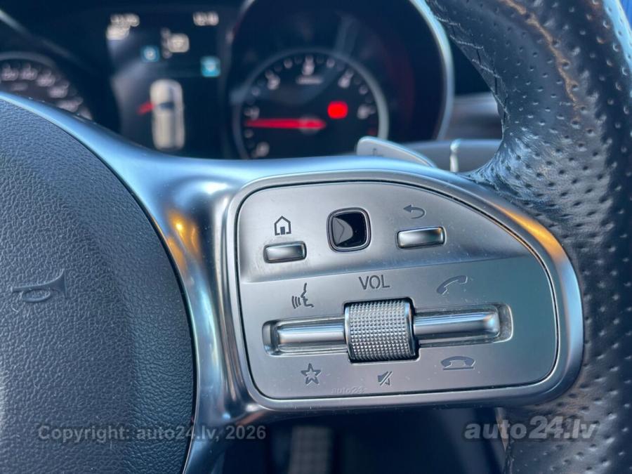 Blue Mercedes-Benz C-Class 2019 in Tartu, with an engine capacity of 2.00 L and mileage of 250 thousand km for 18700 €, photo 21 on AUTOMOTO.COM.LV