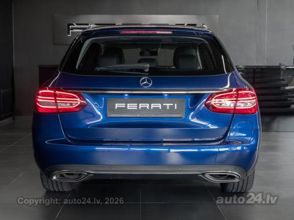 Blue Mercedes-Benz C-Class 2020 in Tallinn, with an engine capacity of 2.00 L and mileage of 63 thousand km for 26900 €, photo 4 on AUTOMOTO.COM.LV