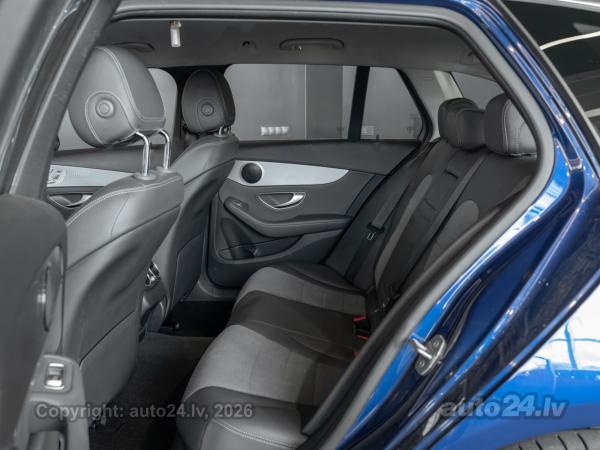 Blue Mercedes-Benz C-Class 2020 in Tallinn, with an engine capacity of 2.00 L and mileage of 63 thousand km for 26900 €, photo 11 on AUTOMOTO.COM.LV