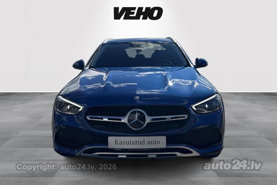 Blue Mercedes-Benz C-Class 2023 in Parnu, with an engine capacity of 2.00 L and mileage of 111 thousand km for 33900 €, photo 6 on AUTOMOTO.COM.LV