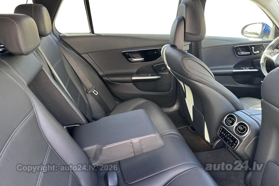 Blue Mercedes-Benz C-Class 2023 in Parnu, with an engine capacity of 2.00 L and mileage of 111 thousand km for 33900 €, photo 16 on AUTOMOTO.COM.LV