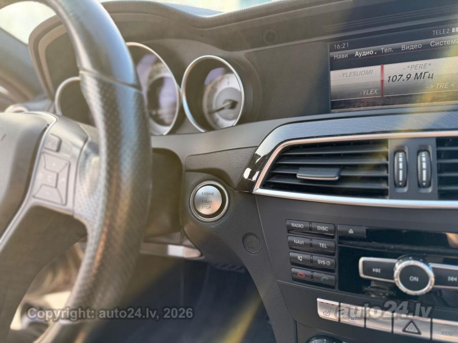 Brūns Mercedes-Benz C-Class 2013 Tallina, ar dzinēja tilpumu 3.00 L un nobraukumu 295 tūkst. km par 9999 €, foto 18 vietnē AUTOMOTO.COM.LV
