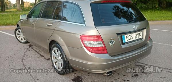 Brown Mercedes-Benz C-Class 2010 in Tartu, with an engine capacity of 2.10 L and mileage of 260 thousand km for 5500 €, photo 4 on AUTOMOTO.COM.LV