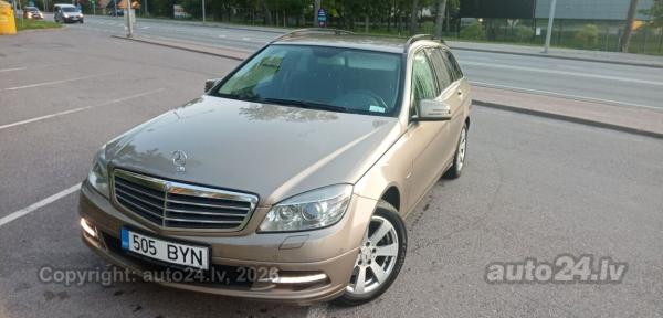Brown Mercedes-Benz C-Class 2010 in Tartu, with an engine capacity of 2.10 L and mileage of 260 thousand km for 5500 €, photo 9 on AUTOMOTO.COM.LV