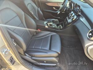 Brown Mercedes-Benz C-Class 2019 in Saku, with an engine capacity of 2.00 L and mileage of 133 thousand km for 22900 €, photo 11 on AUTOMOTO.COM.LV