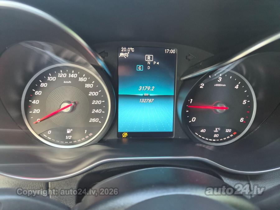 Brown Mercedes-Benz C-Class 2019 in Saku, with an engine capacity of 2.00 L and mileage of 133 thousand km for 22900 €, photo 15 on AUTOMOTO.COM.LV