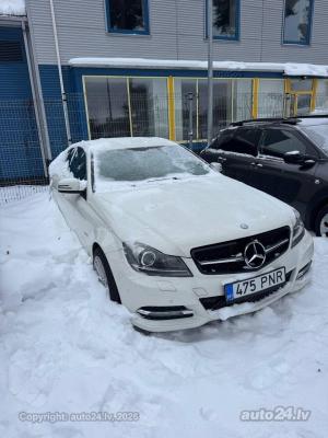 Mercedes-Benz C-Class 2011 in Tallinn, with an engine capacity of 2.10 L and mileage of 321 thousand km for 8850 €, photo 2 on AUTOMOTO.COM.LV