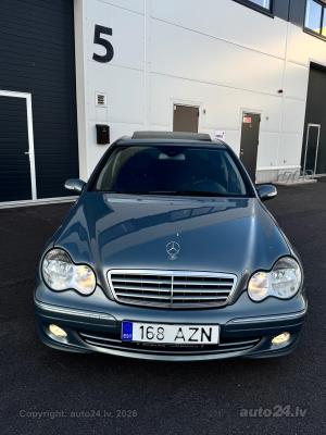 Zaļš Mercedes-Benz C-Class 2006 Tallina, ar dzinēja tilpumu 1.80 L un nobraukumu 240 tūkst. km par 3599 €, foto 6 vietnē AUTOMOTO.COM.LV