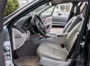 Зеленый Мерседес Ц-Класс 2008 в Таллин, объемом двигателя 3.00 л и пробегом 351 тыс. км за 4999 €, фото 12 на AUTOMOTO.COM.LV