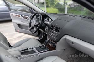 Зеленый Мерседес Ц-Класс 2008 в Таллин, объемом двигателя 3.00 л и пробегом 351 тыс. км за 4999 €, фото 13 на AUTOMOTO.COM.LV