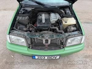 Zaļš Mercedes-Benz C-Class 1999 Tallina, ar dzinēja tilpumu 2.20 L un nobraukumu 280 tūkst. km par 900 €, foto 7 vietnē AUTOMOTO.COM.LV