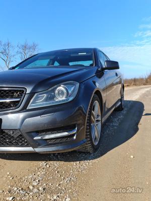 Grey Mercedes-Benz C-Class 2013 in Tallinn, with an engine capacity of 2.10 L and mileage of 260 thousand km for 9900 €, photo 2 on AUTOMOTO.COM.LV