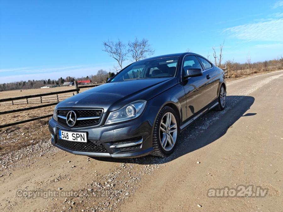 Grey Mercedes-Benz C-Class 2013 in Tallinn, with an engine capacity of 2.10 L and mileage of 260 thousand km for 9900 €, photo 3 on AUTOMOTO.COM.LV