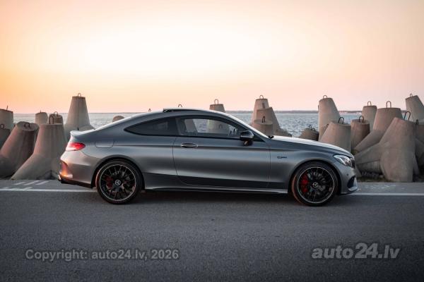 Grey Mercedes-Benz C-Class 2016 in Tallinn, with an engine capacity of 3.00 L and mileage of 223 thousand km for 29900 €, photo 1 on AUTOMOTO.COM.LV