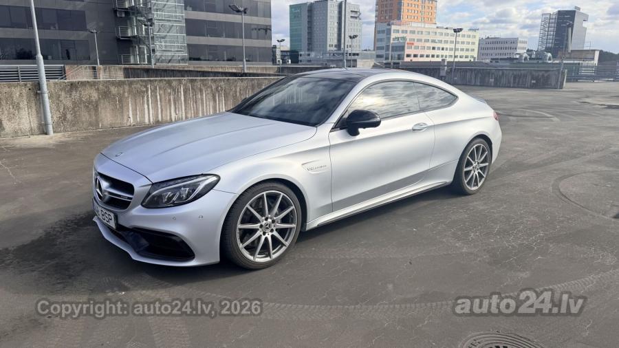 Pelēks Mercedes-Benz C-Class 2016 Tallina, ar dzinēja tilpumu 4.00 L un nobraukumu 106 tūkst. km par 36000 €, foto 3 vietnē AUTOMOTO.COM.LV