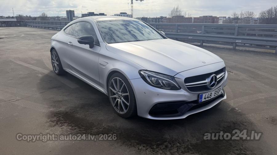Pelēks Mercedes-Benz C-Class 2016 Tallina, ar dzinēja tilpumu 4.00 L un nobraukumu 106 tūkst. km par 36000 €, foto 5 vietnē AUTOMOTO.COM.LV
