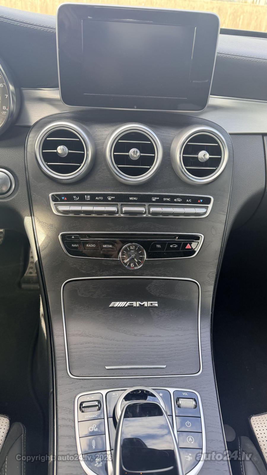 Pelēks Mercedes-Benz C-Class 2016 Tallina, ar dzinēja tilpumu 4.00 L un nobraukumu 106 tūkst. km par 36000 €, foto 11 vietnē AUTOMOTO.COM.LV