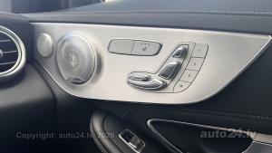 Pelēks Mercedes-Benz C-Class 2016 Tallina, ar dzinēja tilpumu 4.00 L un nobraukumu 106 tūkst. km par 36000 €, foto 13 vietnē AUTOMOTO.COM.LV