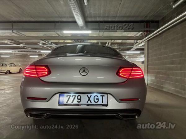 Pelēks Mercedes-Benz C-Class 2020 Tallina, ar dzinēja tilpumu 1.50 L un nobraukumu 63 tūkst. km par 30000 €, foto 9 vietnē AUTOMOTO.COM.LV