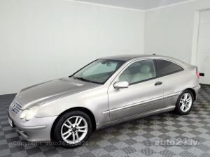 Grey Mercedes-Benz C-Class 2002 in Tallinn, with an engine capacity of 1.80 L and mileage of 242 thousand km for 699 €, photo 3 on AUTOMOTO.COM.LV