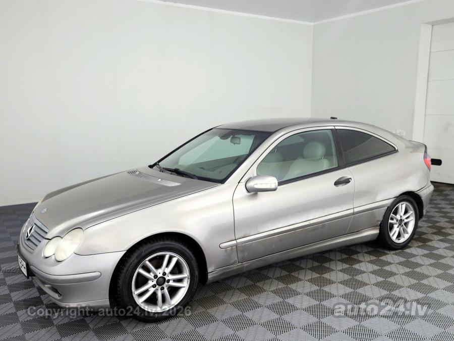 Grey Mercedes-Benz C-Class 2002 in Tallinn, with an engine capacity of 1.80 L and mileage of 242 thousand km for 699 €, photo 3 on AUTOMOTO.COM.LV