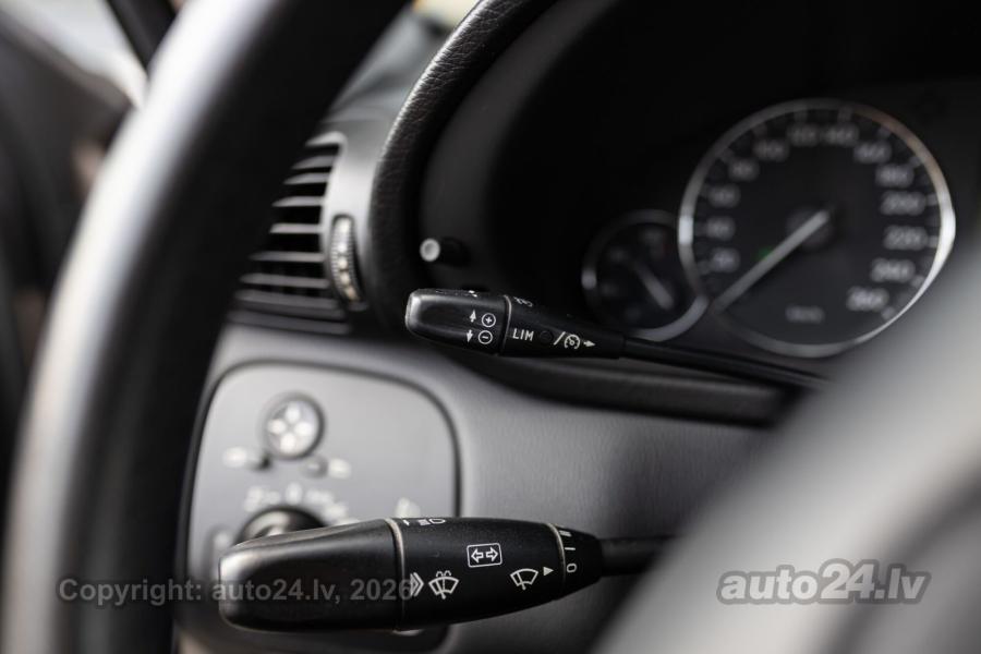 Grey Mercedes-Benz C-Class 2006 in Tallinn, with an engine capacity of 1.80 L and mileage of 176 thousand km for 2499 €, photo 15 on AUTOMOTO.COM.LV