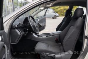 Grey Mercedes-Benz C-Class 2006 in Tallinn, with an engine capacity of 1.80 L and mileage of 176 thousand km for 2499 €, photo 20 on AUTOMOTO.COM.LV