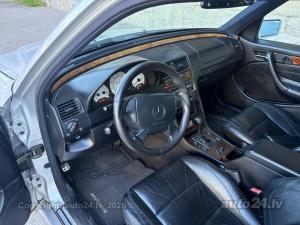 Pelēks Mercedes-Benz C-Class 1998 Tallina, ar dzinēja tilpumu 4.30 L un nobraukumu 168 tūkst. km par 14900 €, foto 10 vietnē AUTOMOTO.COM.LV