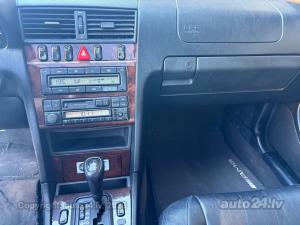 Pelēks Mercedes-Benz C-Class 1998 Tallina, ar dzinēja tilpumu 4.30 L un nobraukumu 168 tūkst. km par 14900 €, foto 12 vietnē AUTOMOTO.COM.LV