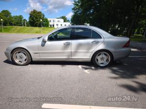 Grey Mercedes-Benz C-Class 2003 in Tallinn, with an engine capacity of 2.70 L and mileage of 0 thousand km for 3500 €, photo 5 on AUTOMOTO.COM.LV