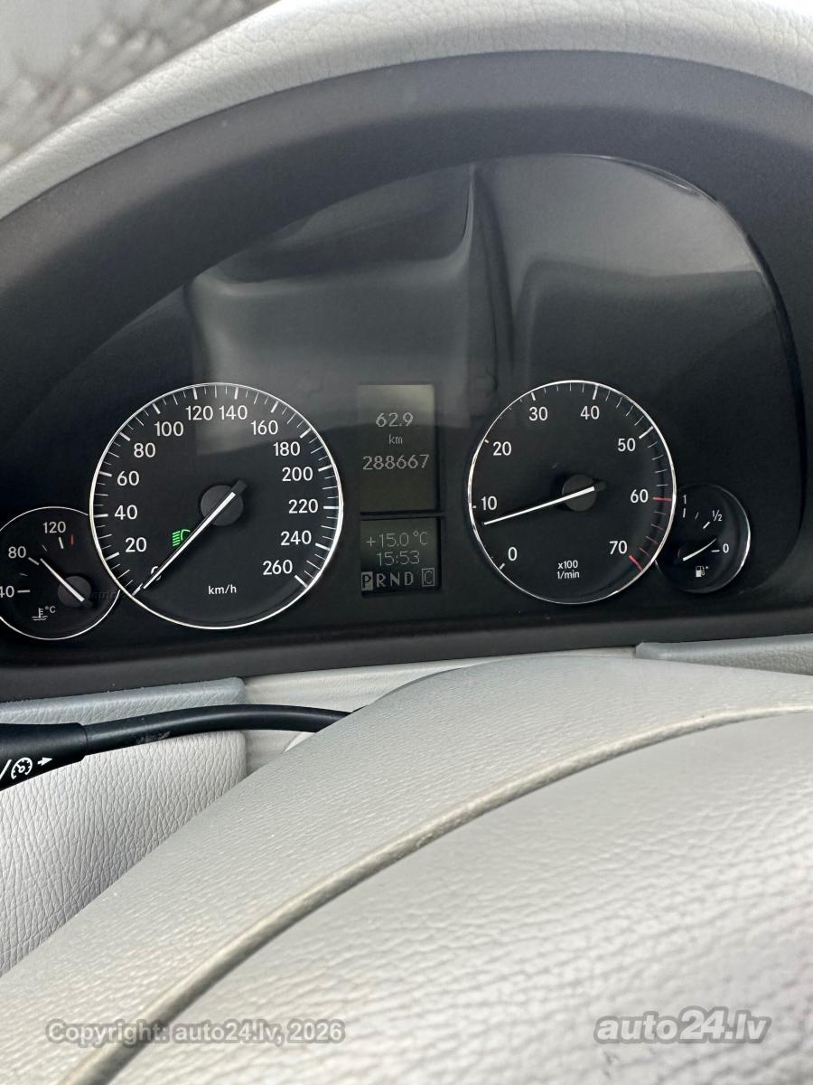 Pelēks Mercedes-Benz C-Class 2004 Jehvi, ar dzinēja tilpumu 1.80 L un nobraukumu 289 tūkst. km par 2300 €, foto 6 vietnē AUTOMOTO.COM.LV