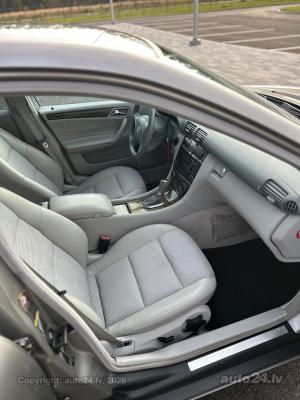 Pelēks Mercedes-Benz C-Class 2004 Jehvi, ar dzinēja tilpumu 1.80 L un nobraukumu 289 tūkst. km par 2300 €, foto 8 vietnē AUTOMOTO.COM.LV
