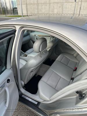 Pelēks Mercedes-Benz C-Class 2004 Jehvi, ar dzinēja tilpumu 1.80 L un nobraukumu 289 tūkst. km par 2300 €, foto 10 vietnē AUTOMOTO.COM.LV