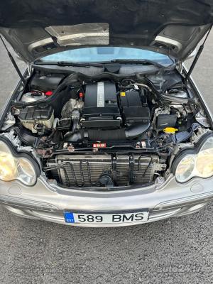 Pelēks Mercedes-Benz C-Class 2004 Jehvi, ar dzinēja tilpumu 1.80 L un nobraukumu 289 tūkst. km par 2300 €, foto 13 vietnē AUTOMOTO.COM.LV