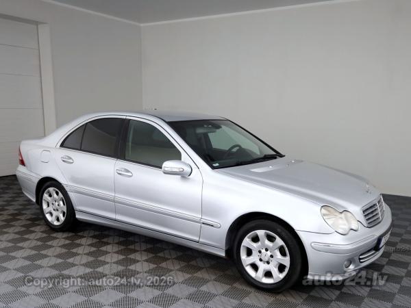Grey Mercedes-Benz C-Class 2006 in Tallinn, with an engine capacity of 2.10 L and mileage of 398 thousand km for 2199 €, photo 1 on AUTOMOTO.COM.LV