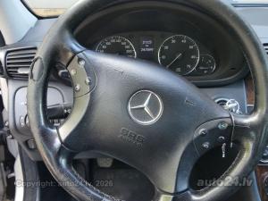Pelēks Mercedes-Benz C-Class 2006 Tartu, ar dzinēja tilpumu 1.80 L un nobraukumu 248 tūkst. km par 2000 €, foto 6 vietnē AUTOMOTO.COM.LV