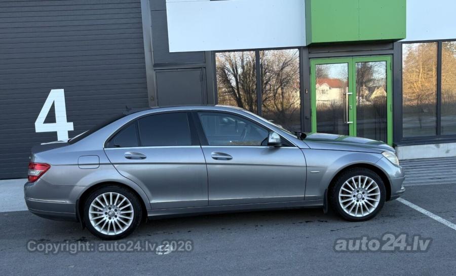 Grey Mercedes-Benz C-Class 2008 in Tallinn, with an engine capacity of 1.80 L and mileage of 297 thousand km for 5500 €, photo 1 on AUTOMOTO.COM.LV