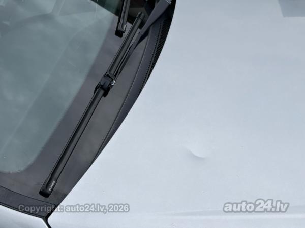 Grey Mercedes-Benz C-Class 2008 in Paide, with an engine capacity of 2.10 L and mileage of 301 thousand km for 6000 €, photo 6 on AUTOMOTO.COM.LV