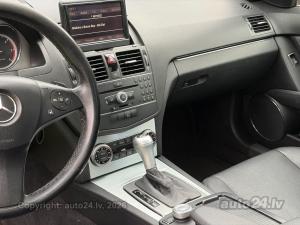 Pelēks Mercedes-Benz C-Class 2008 Paide, ar dzinēja tilpumu 2.10 L un nobraukumu 301 tūkst. km par 6000 €, foto 19 vietnē AUTOMOTO.COM.LV