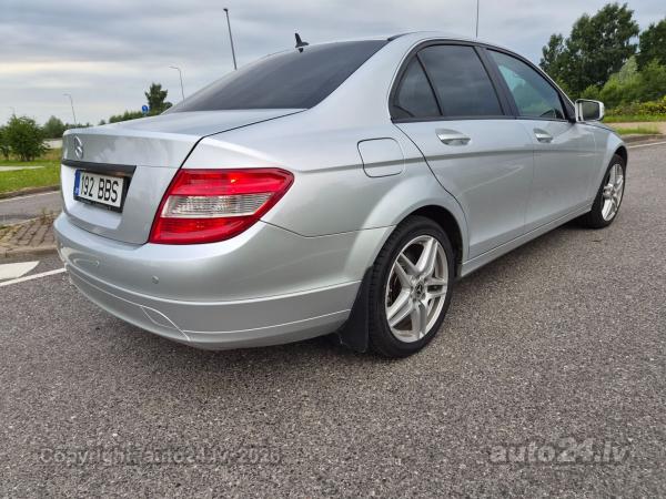 Grey Mercedes-Benz C-Class 2008 in Tartu, with an engine capacity of 1.80 L and mileage of 205 thousand km for 6999 €, photo 5 on AUTOMOTO.COM.LV