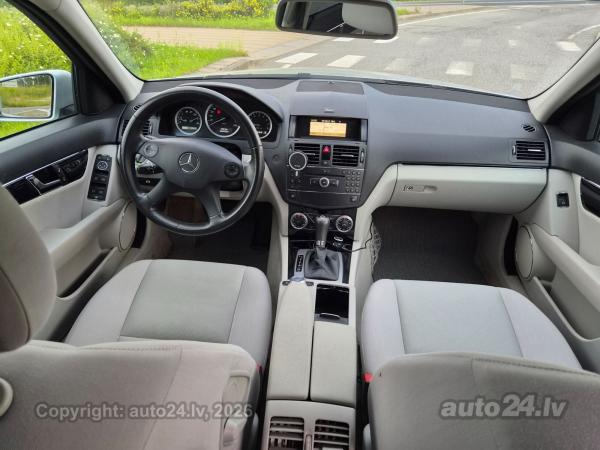 Grey Mercedes-Benz C-Class 2008 in Tartu, with an engine capacity of 1.80 L and mileage of 205 thousand km for 6999 €, photo 9 on AUTOMOTO.COM.LV