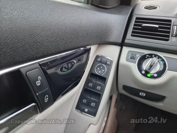 Grey Mercedes-Benz C-Class 2008 in Tartu, with an engine capacity of 1.80 L and mileage of 205 thousand km for 6999 €, photo 10 on AUTOMOTO.COM.LV