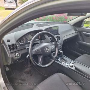 Pelēks Mercedes-Benz C-Class 2009 Rapla, ar dzinēja tilpumu 2.10 L un nobraukumu 274 tūkst. km par 5600 €, foto 9 vietnē AUTOMOTO.COM.LV