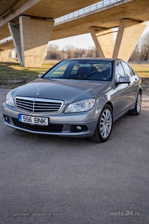 Pelēks Mercedes-Benz C-Class 2010 Jehvi, ar dzinēja tilpumu 1.80 L un nobraukumu 229 tūkst. km par 4990 €, foto 1 vietnē AUTOMOTO.COM.LV