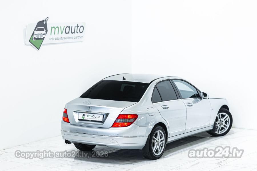 Grey Mercedes-Benz C-Class 2010 in Tallinn, with an engine capacity of 1.80 L and mileage of 146 thousand km for 5990 €, photo 3 on AUTOMOTO.COM.LV