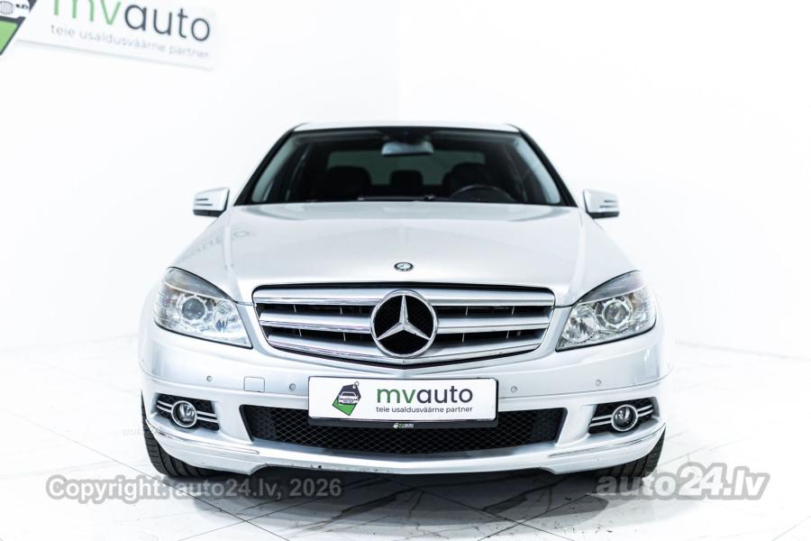 Grey Mercedes-Benz C-Class 2010 in Tallinn, with an engine capacity of 1.80 L and mileage of 146 thousand km for 5990 €, photo 5 on AUTOMOTO.COM.LV